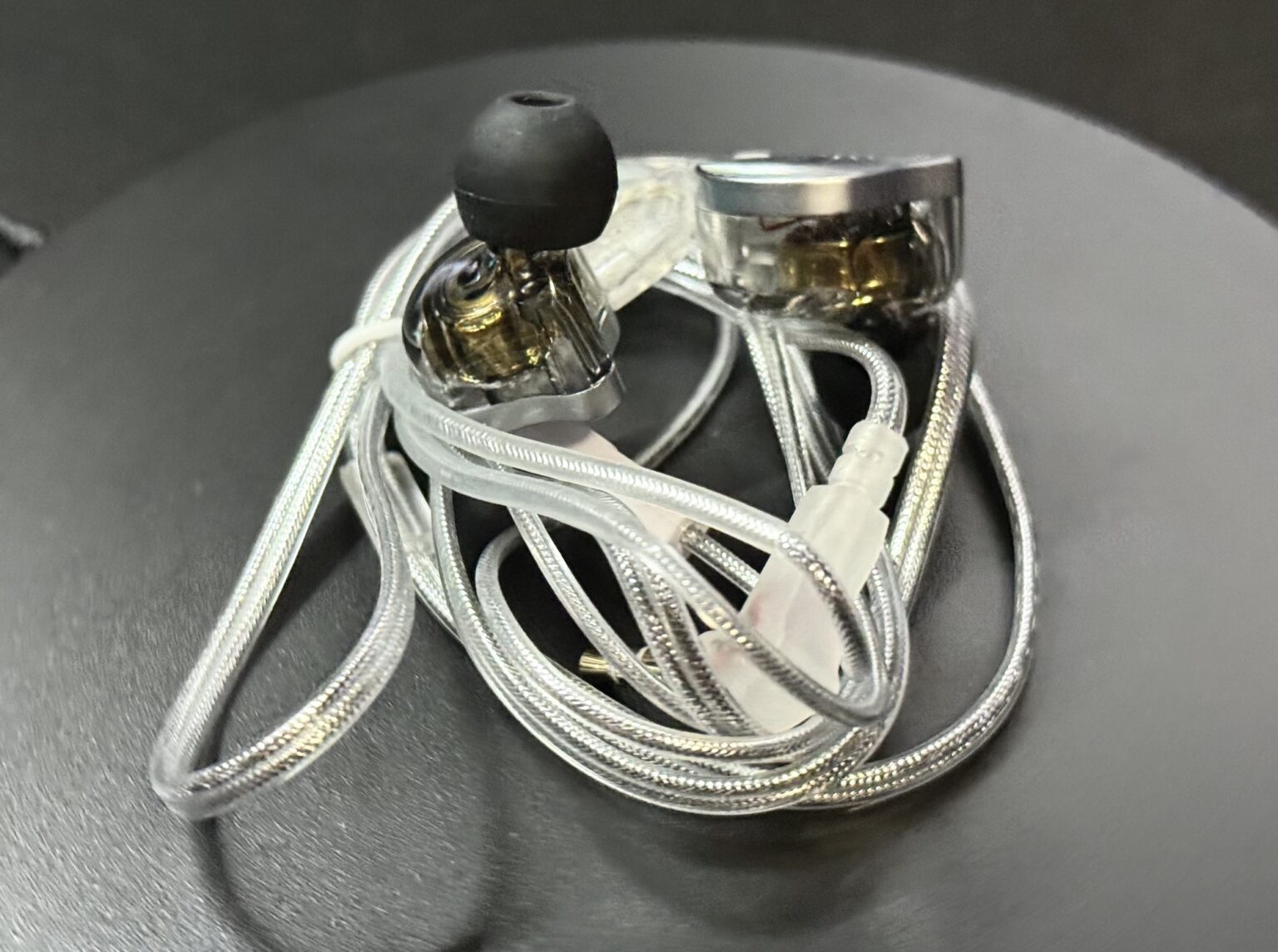 KBEAR NZ02レビュー【2500円】足音聞きやすい低価格ゲーミングイヤフォン感想＆評価。マイルドでエッジ際立つ明瞭感。FPSゲームにも最適。KeepHIFI有線イヤホン - Koukichi_T